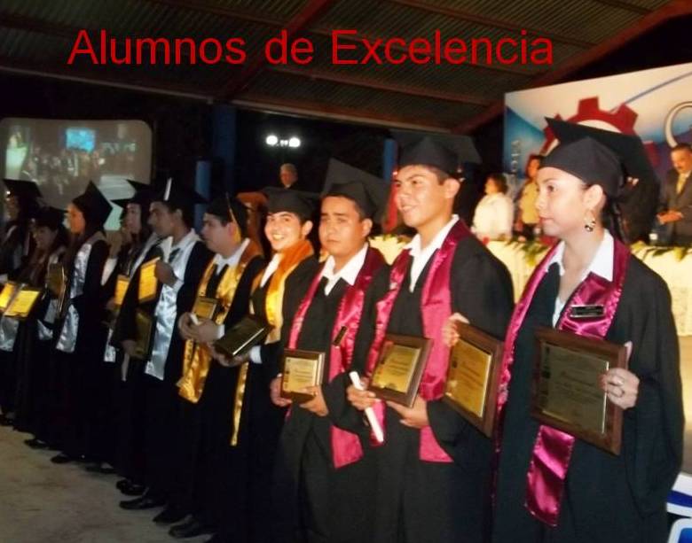 MUNDILLO POLITICO: ENTREGA EL CBTIS 73 LA XXXIX GENERACION 2010-2013