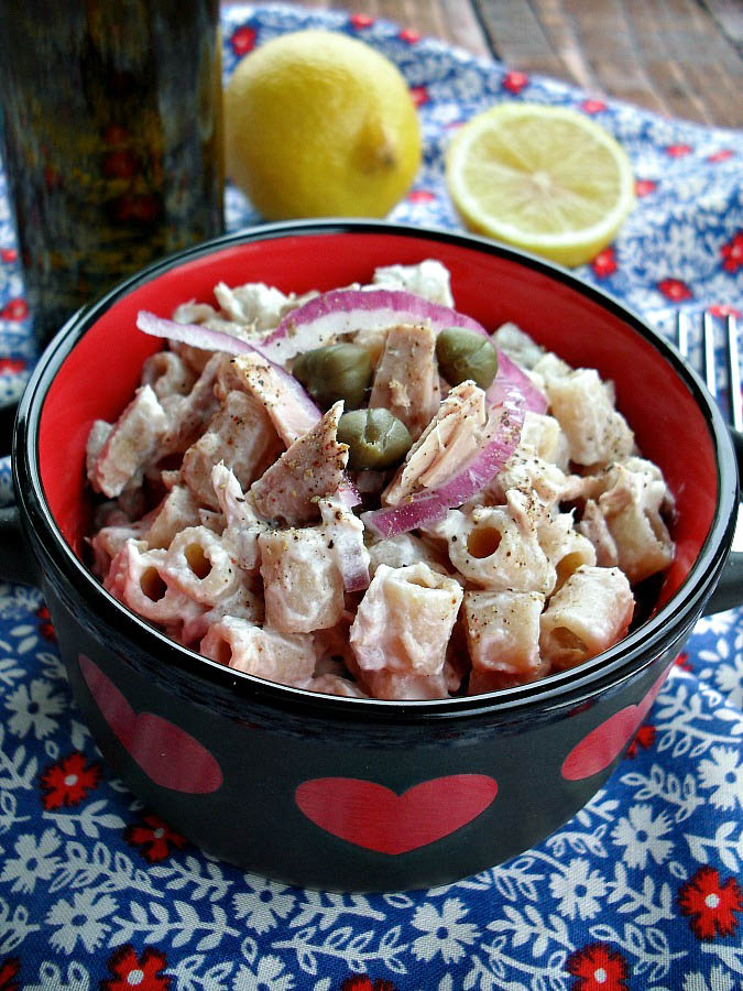 Gaga u kujni: Salata od tunjevine, testenine i kapara