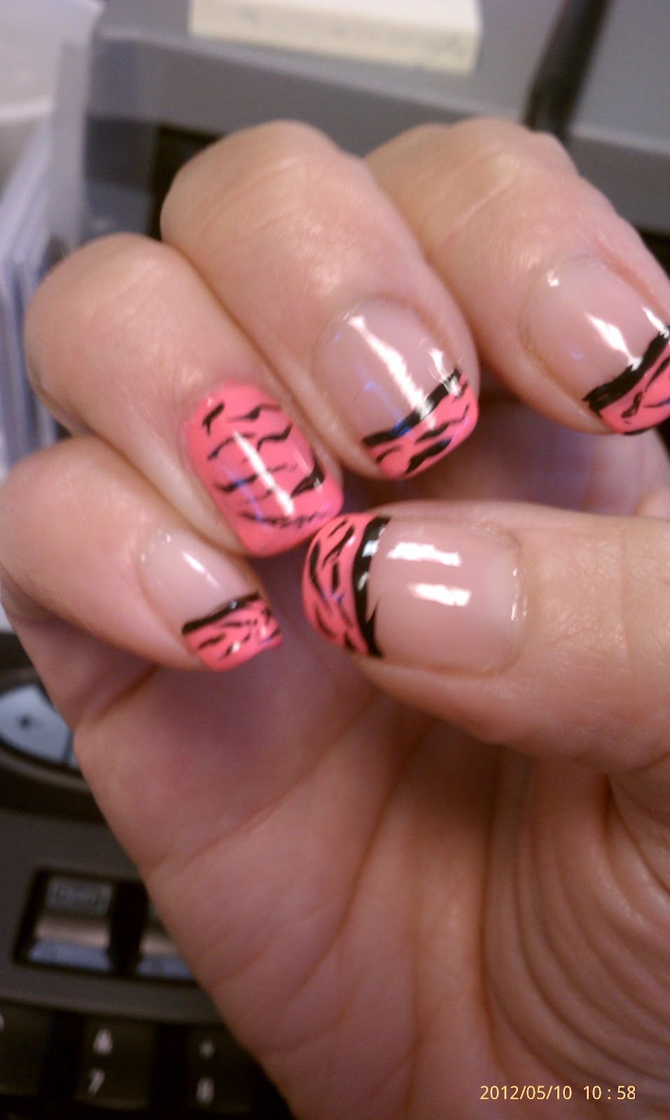 Nattie's Random Stuff: Nails self done...