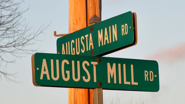 Des Loines: Fat Annie's Augusta Tap in Augusta, Iowa