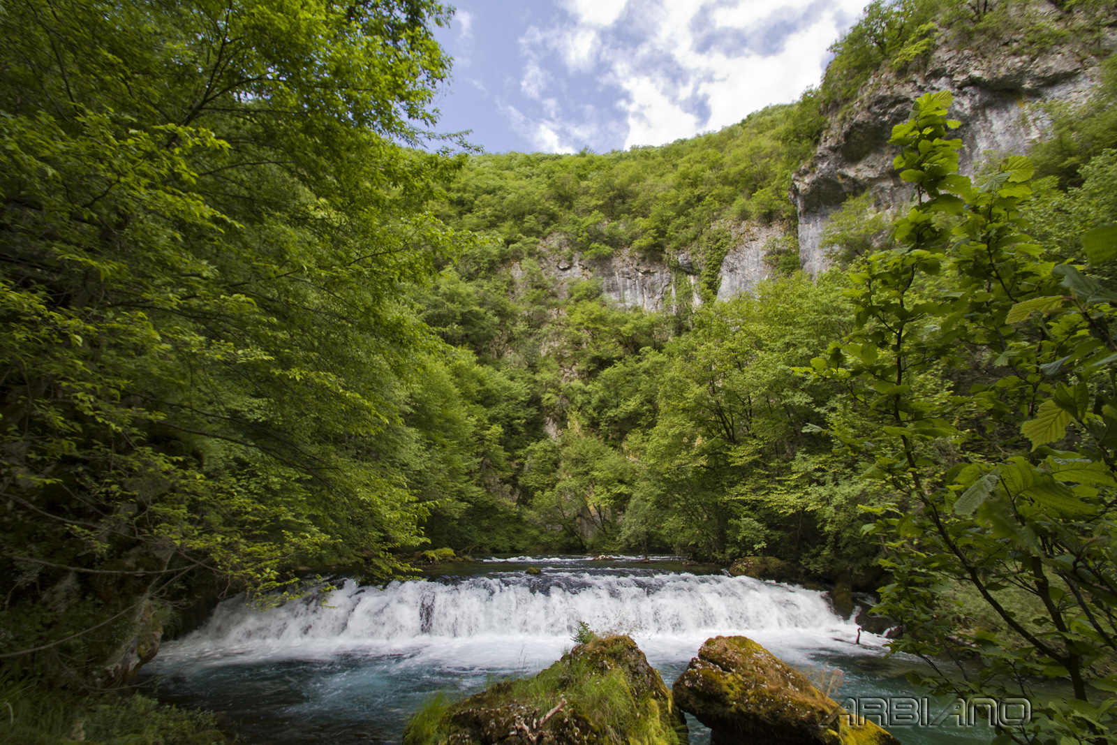 PICUGI POREČ - KAMENJAK RAB: IZVOR RIJEKE UNE