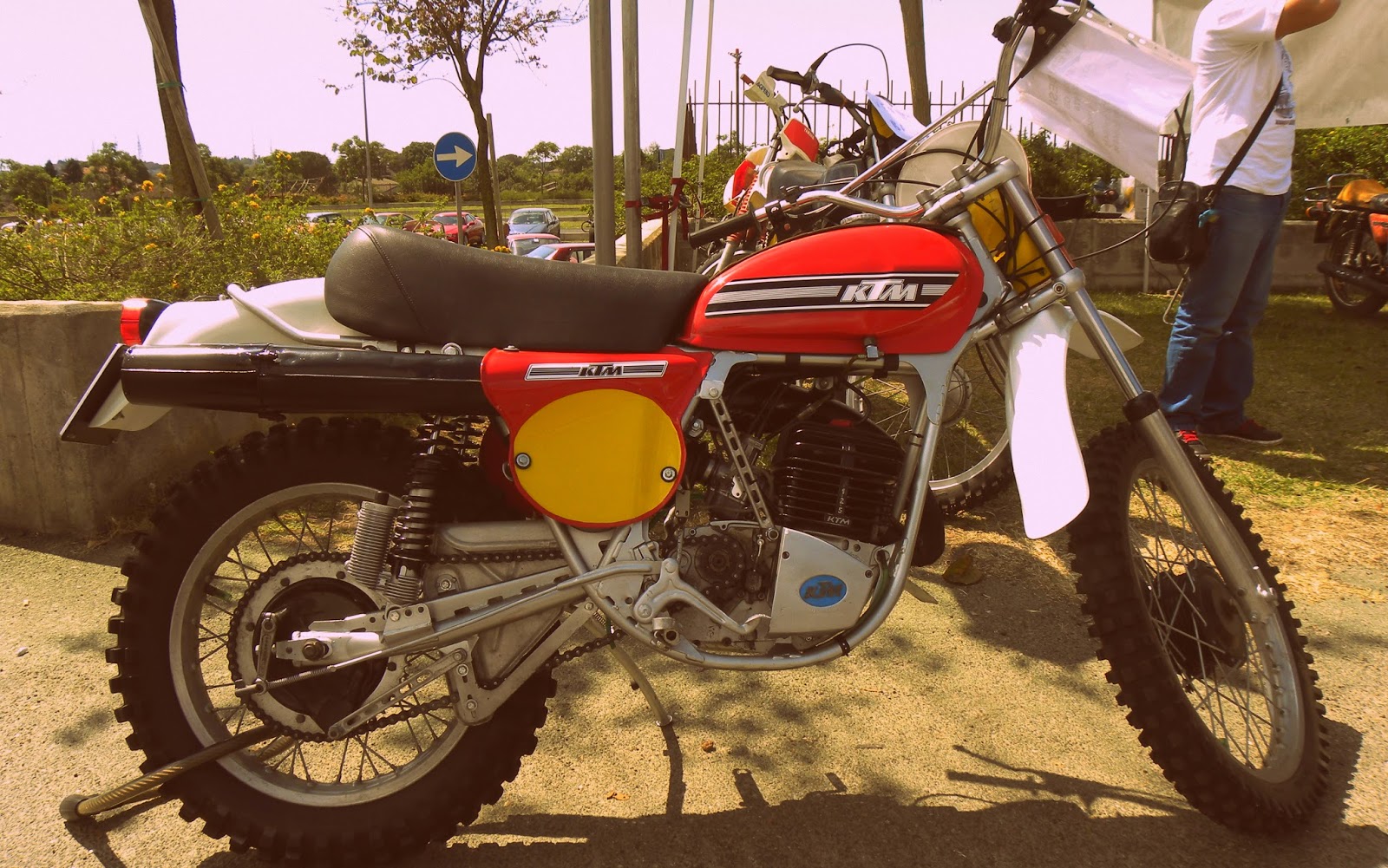 Retrò Motors - RocketGarage - Cafe Racer Magazine