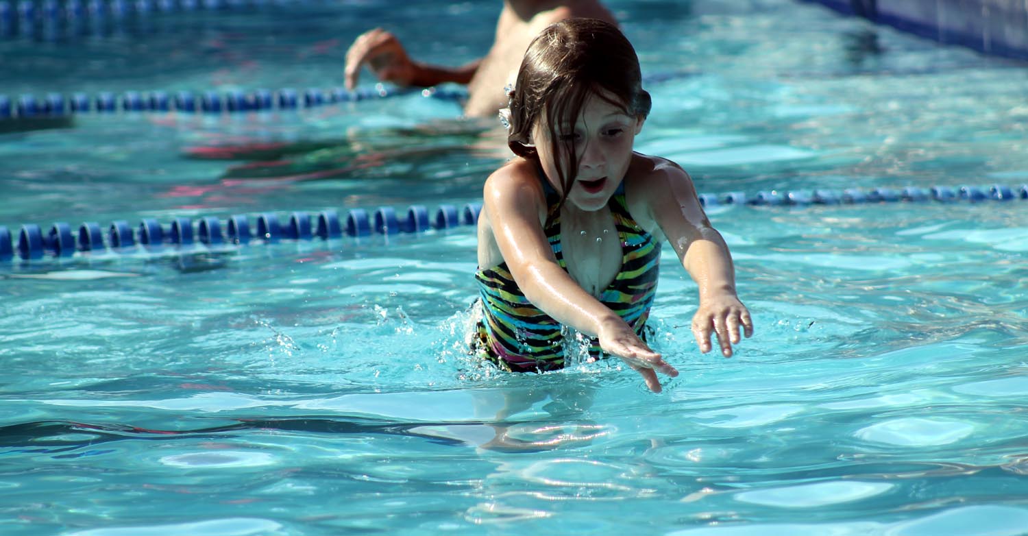 fromtheeditr: Photo of the Day: Maddie and Pampa Go to the Pool