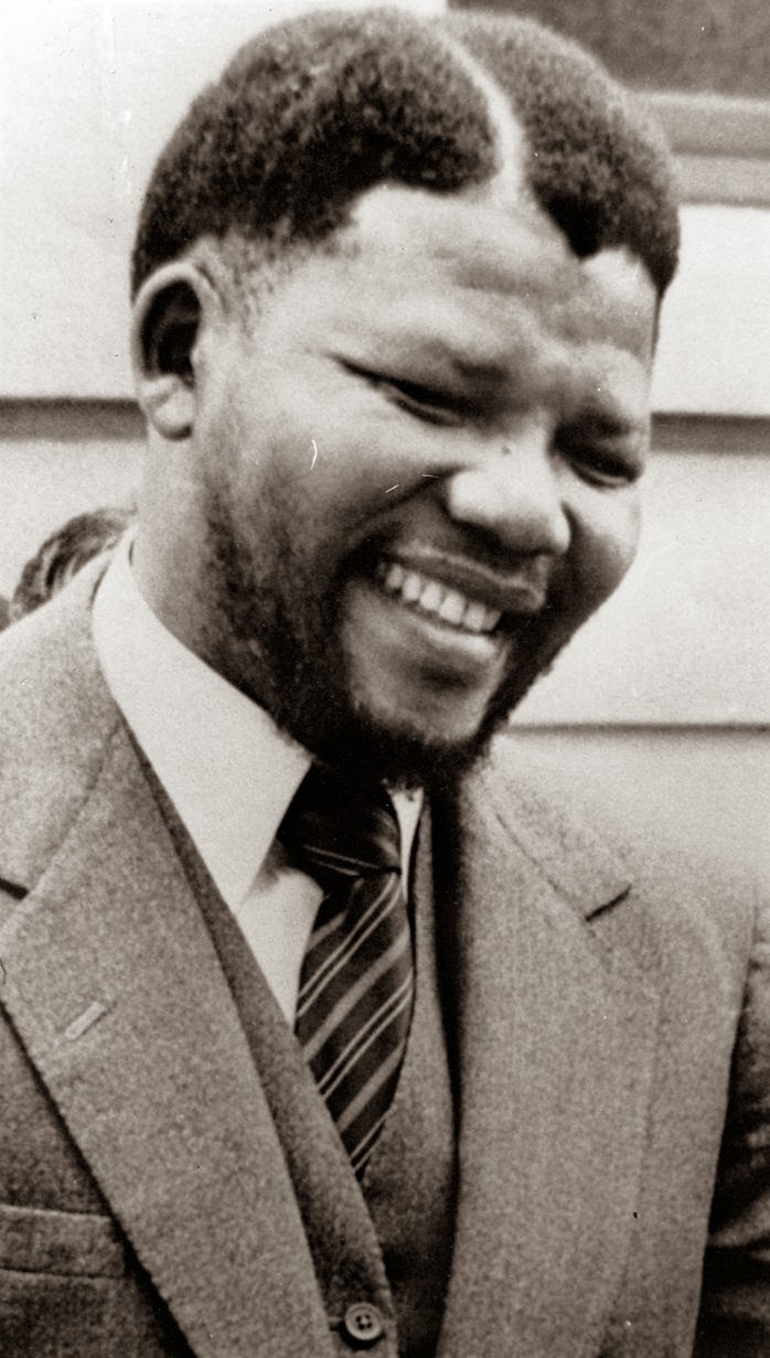 Wise News Former South Africa Leader Nelson Mandela Died At The Age Of 95