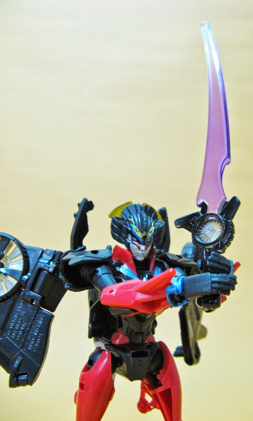 TRANSFORMERS : Generations Deluxe class WINDBLADE(IDW) 變形金剛世代系列 豪華級風之刀