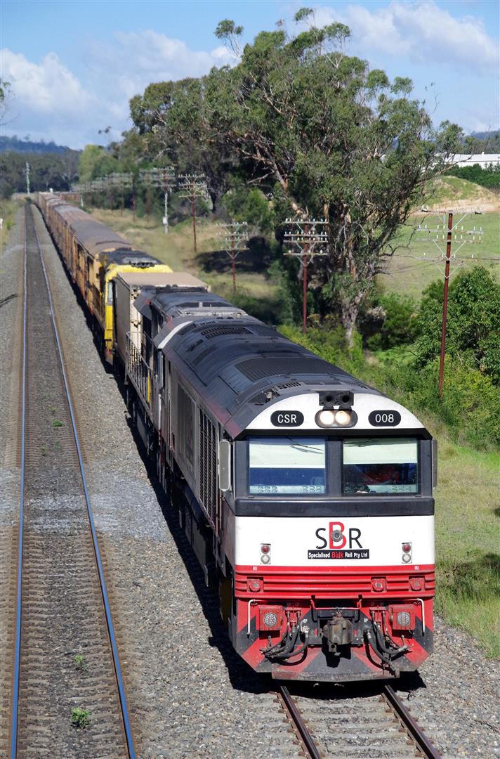 Rollingstock News: Interesting SCT / Aurizon Loco Transfer