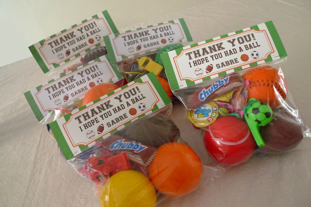 MrsMommyHolic: DIY Party Giveaway Packaging