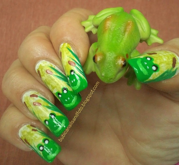 simple nails: 797 froggy nails , frog in bamboo canes nail art