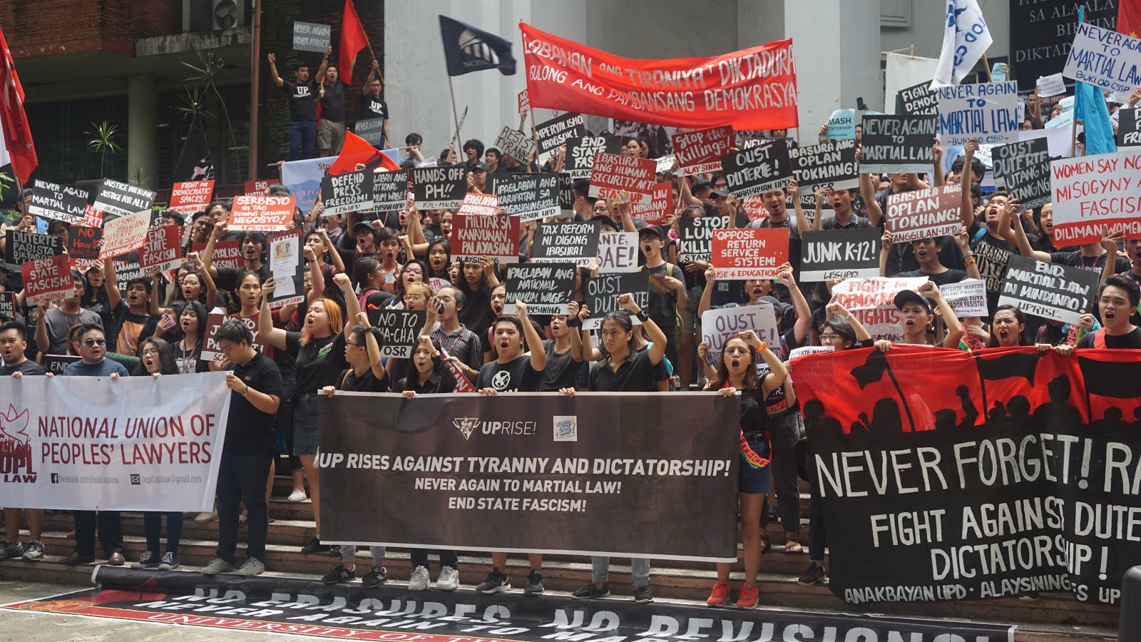 Komunidad ng UP, ginunita ang anibersaryo ng Batas Militar | Ang Aninag ...
