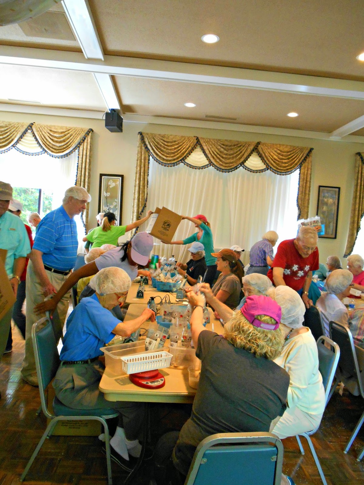 Springmoor Blogs: Springmoor Welcomes Stop Hunger Now Back to Campus to ...