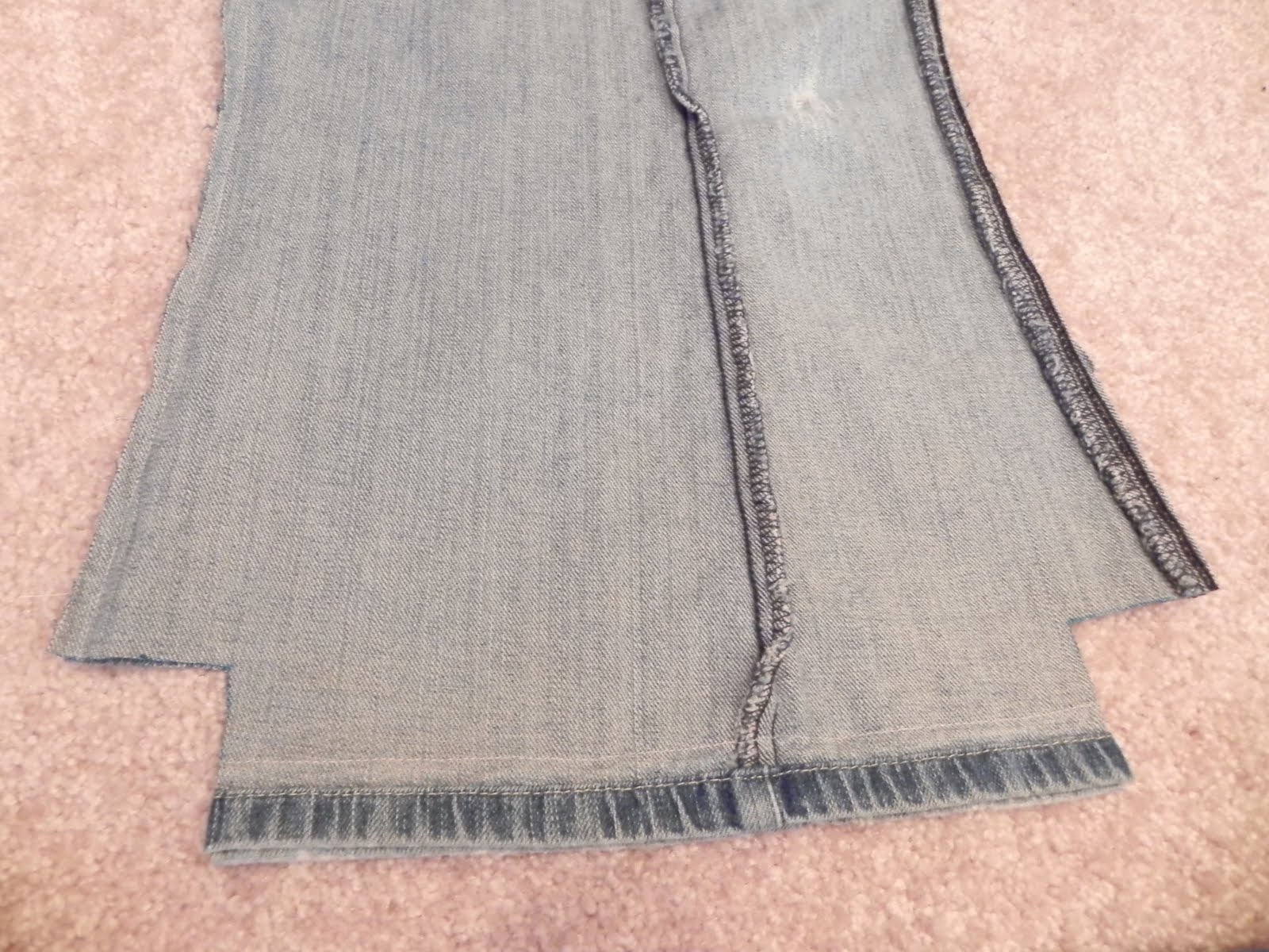 Shady Tree Diary: {Upcycled Drawstring Bag & Tutorial}