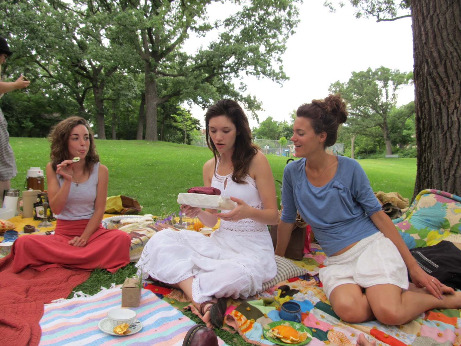 Posy the Porcelain Pig: A Gypsy-Picnic Tea Party