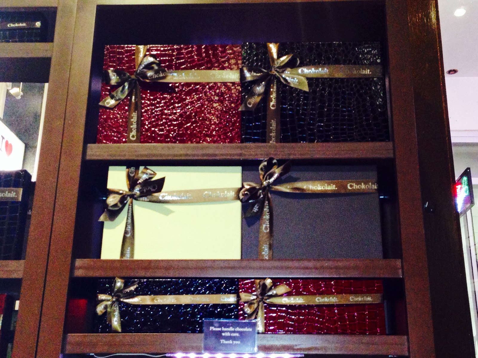 Melbourne Cafés: The Chokolait Hub - Vikingess Voyages