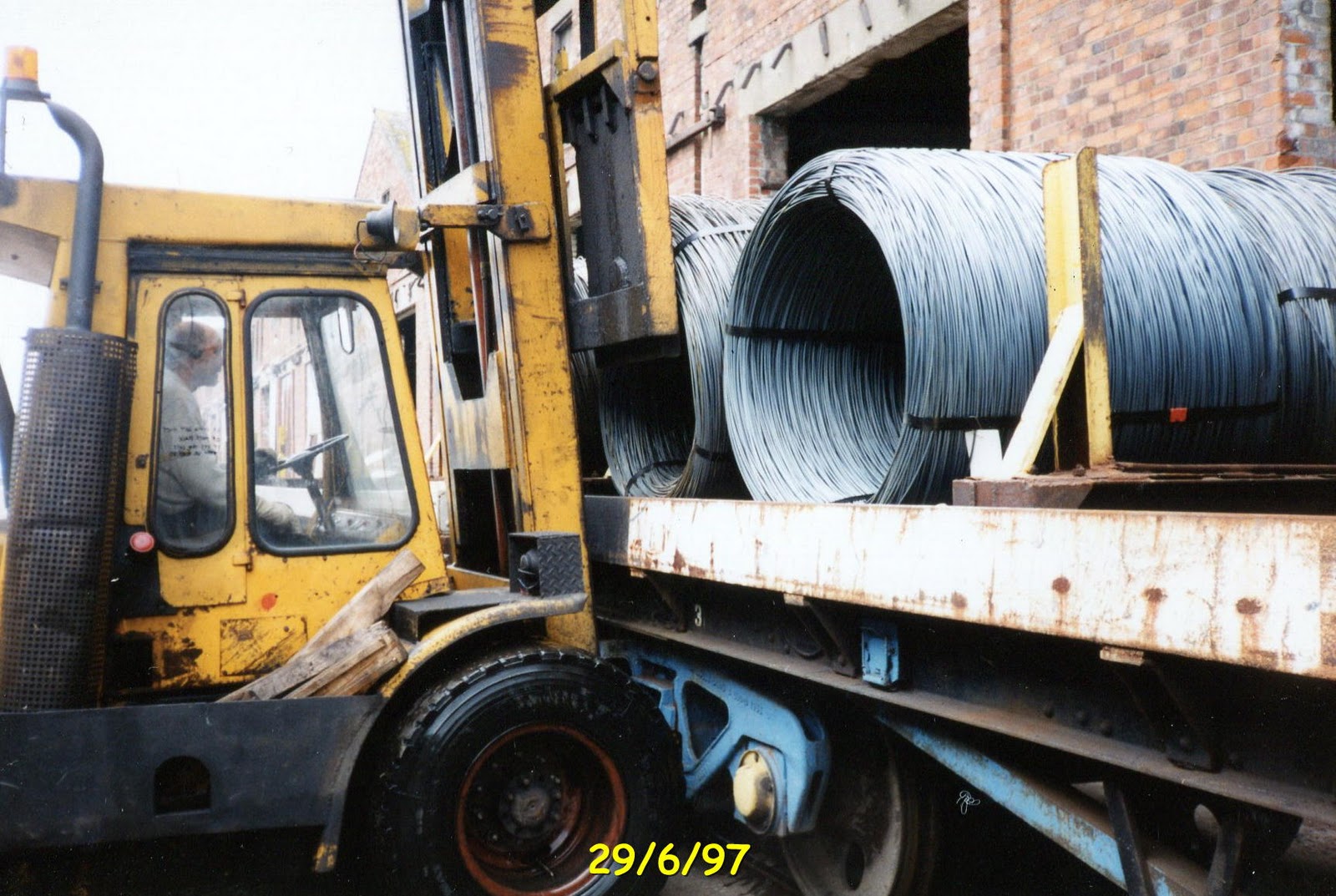 Cardiff Docks...a personal view.: 27/11/2011 - 04/12/2011