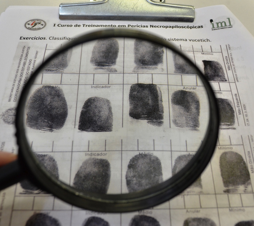 Ciencias forenses : NECROPAPILOSCOPÍA