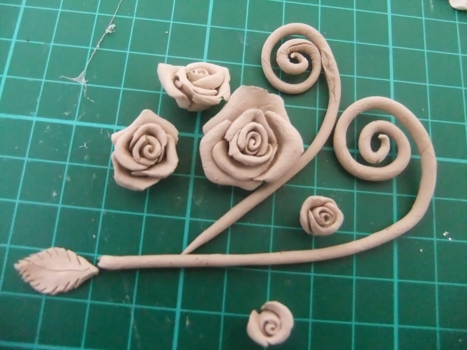 Handmade Flowers Glaore: Quilled, fabric, clay flowers