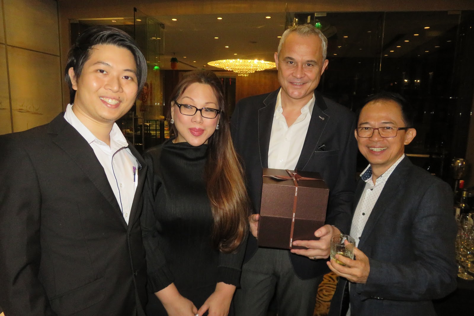 Kee Hua Chee Live!: DATUK SERI GARRY CHUA HOSTED LAVISH PARTY TO ...