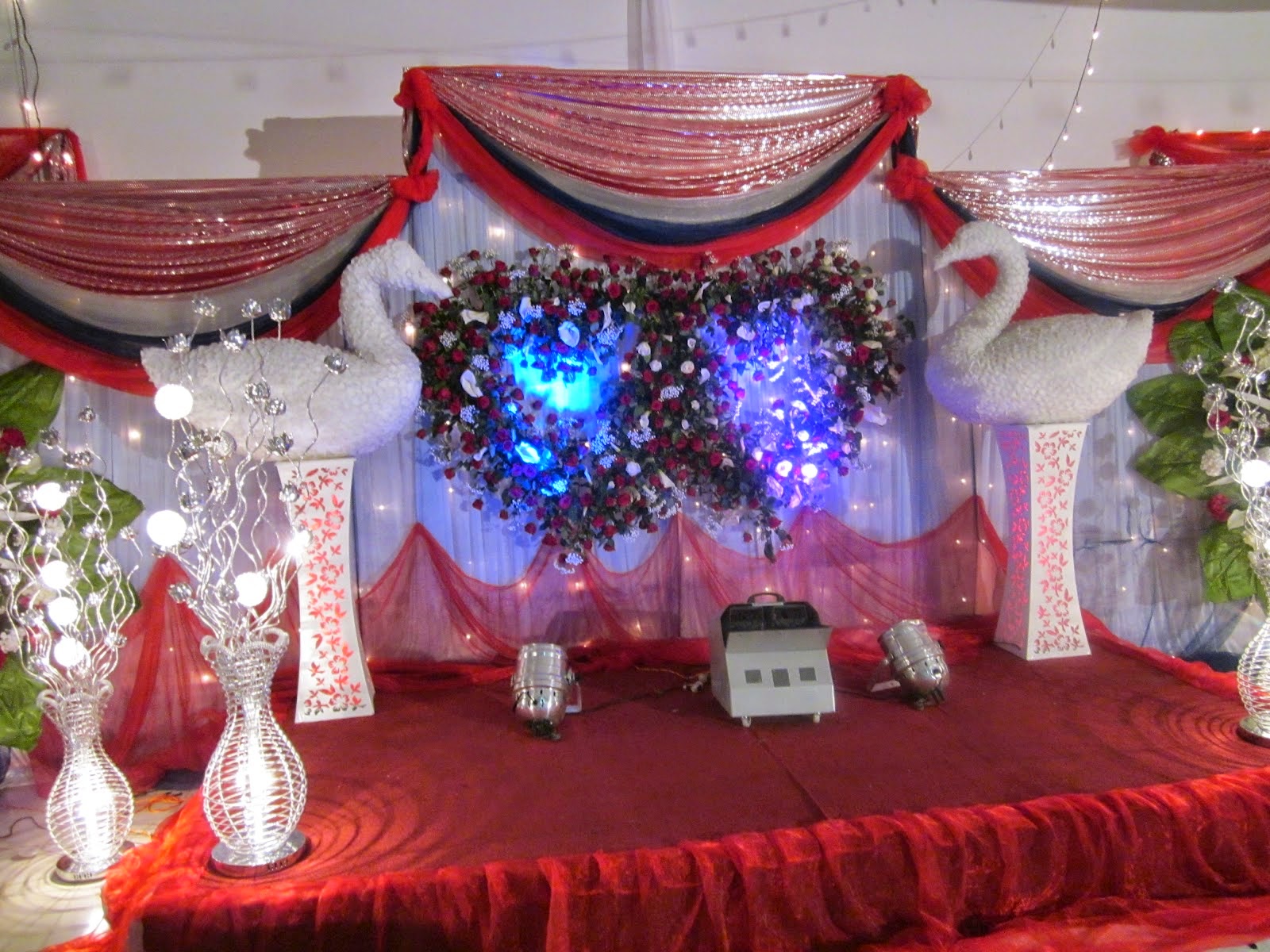 WEDDING ZETU: NAMNA YA KUPAMBA UKUMBI WA SHEREHE