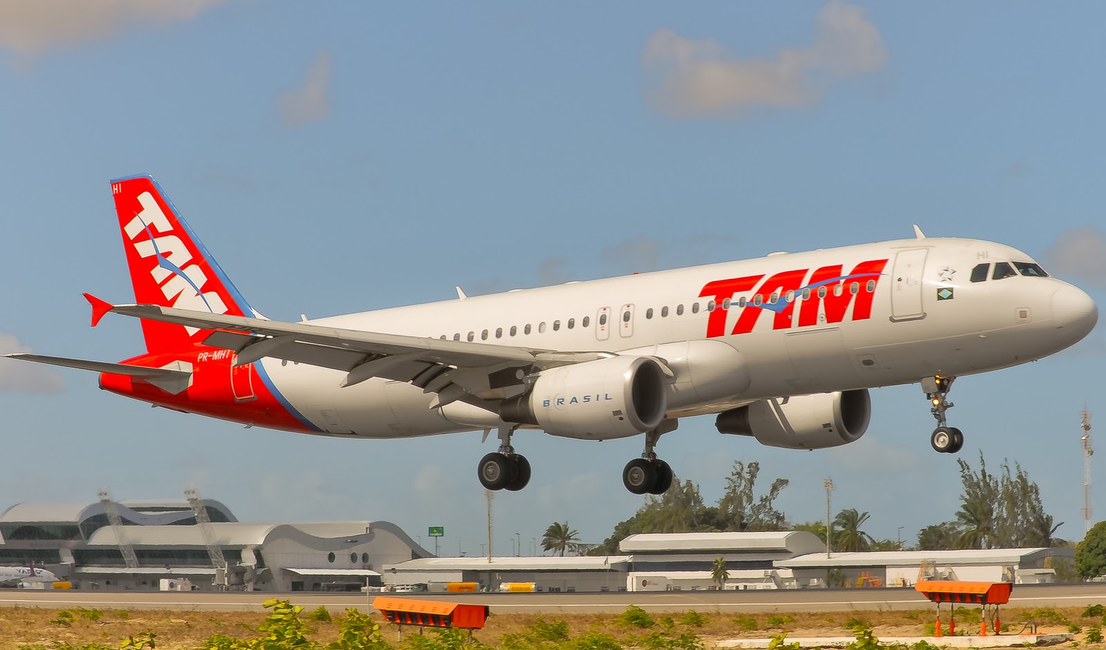 CAIAFAMASTER BLOG: ABSA e TAM Cargo iniciam operação conjunta