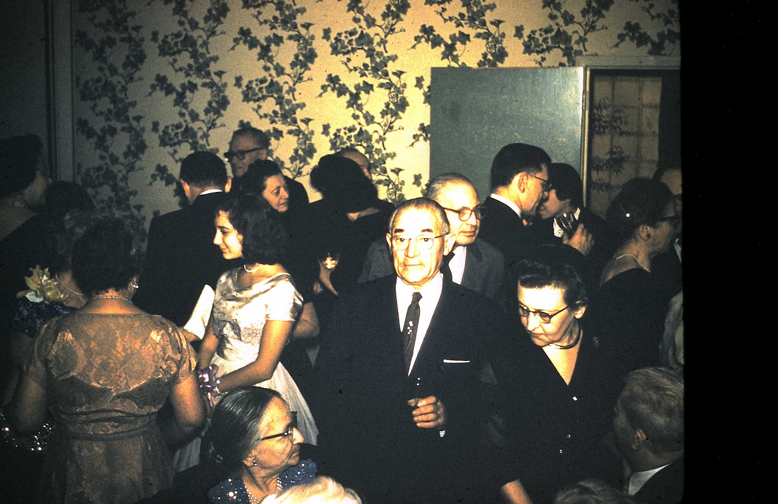 Bill and Elaine Greenberg Family and Friends