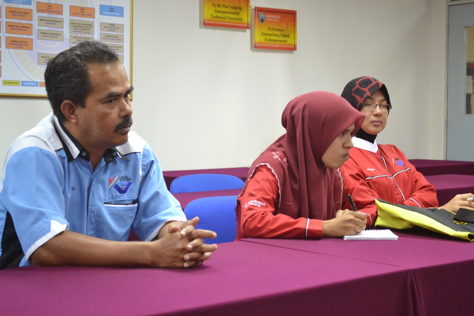 kolej vokasional: MOU diantara MSI - UNIKL KULIM DENGAN KV KERIAN