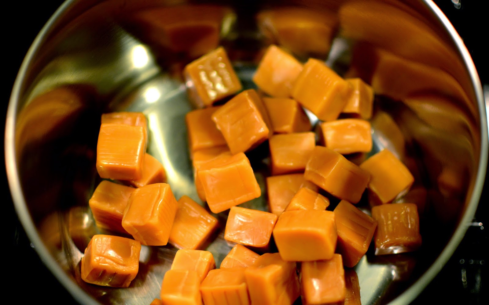 how to melt kraft caramels
