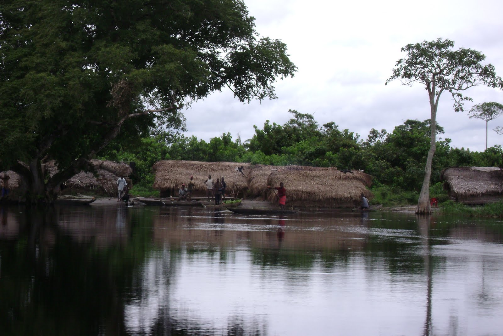 DIOCESE D'INONGO: Vous vous rappelez du "nganda"? Nostalgie du beau ...