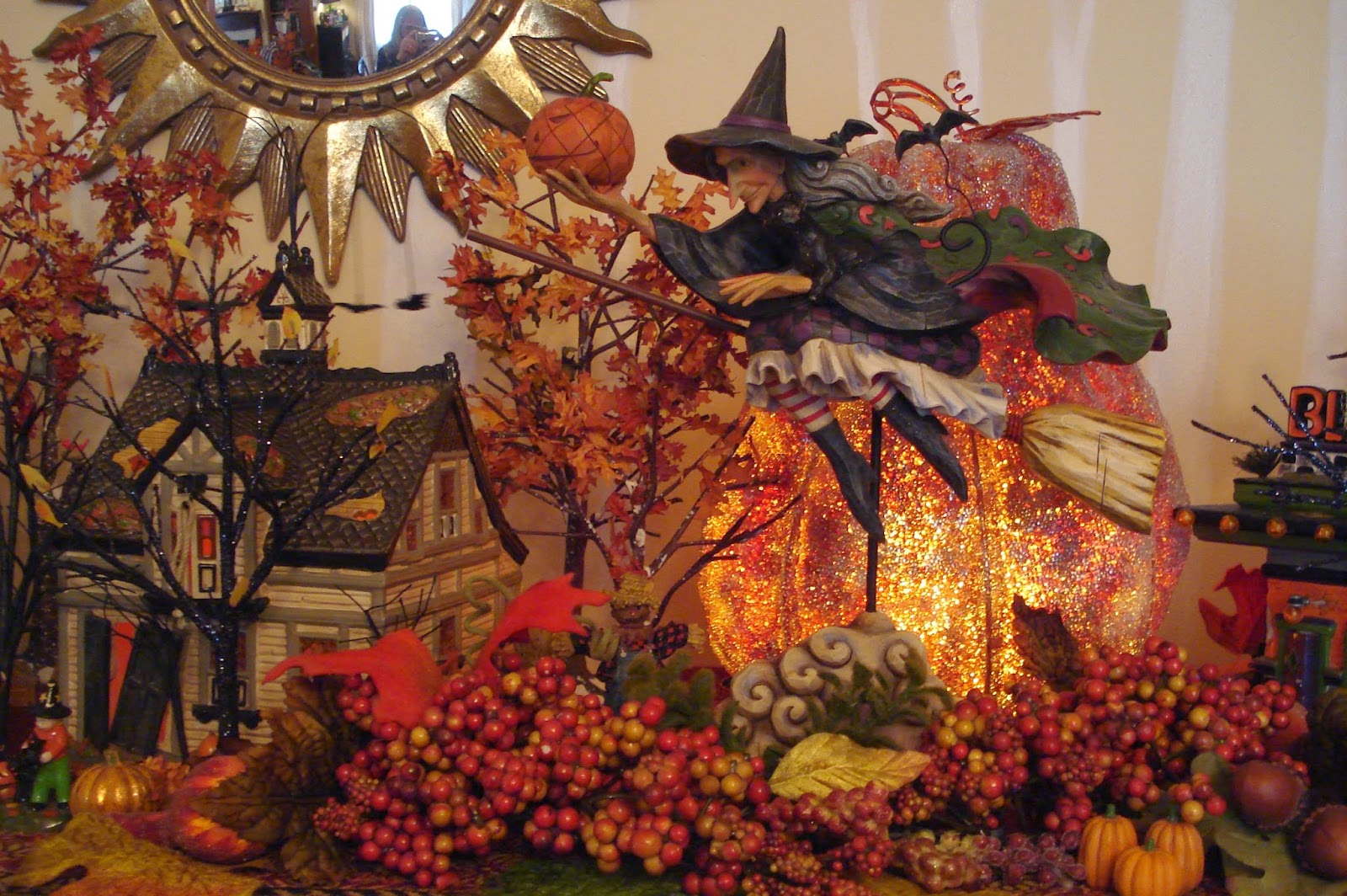 Calamitous Botanicus : Black Cats & Grey Cats - Haunted Humpday III