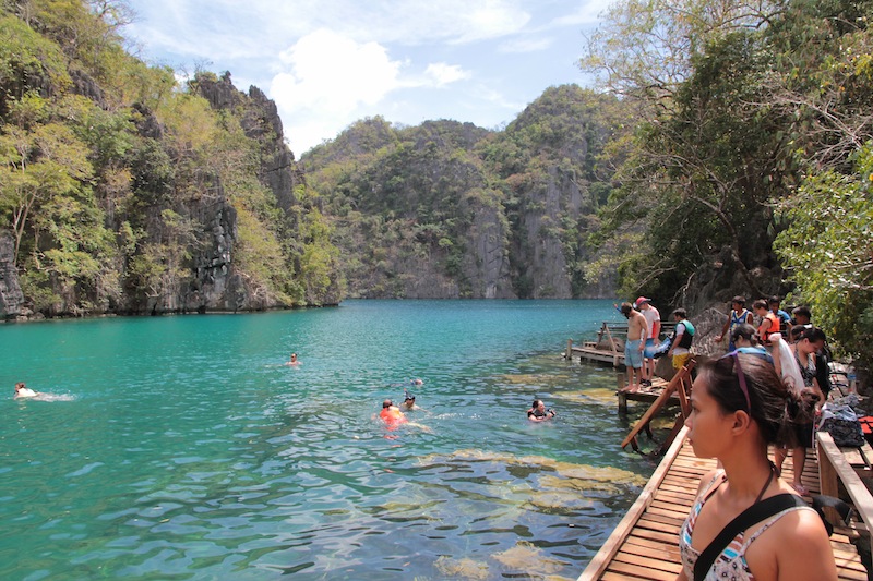 REEF DIVE: Island hopping and snorkeling day in Coron, Philippines