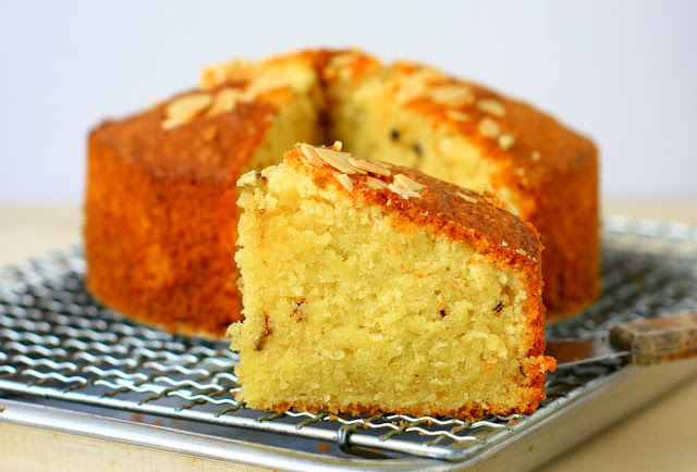 EVY's Kitchen: Almond Butter Cake