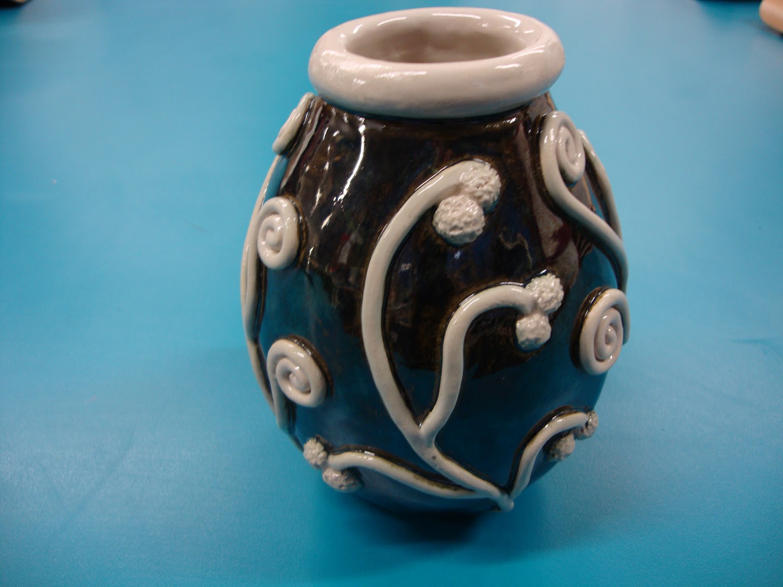 Wendy Wallwork Ceramics: pinch pots