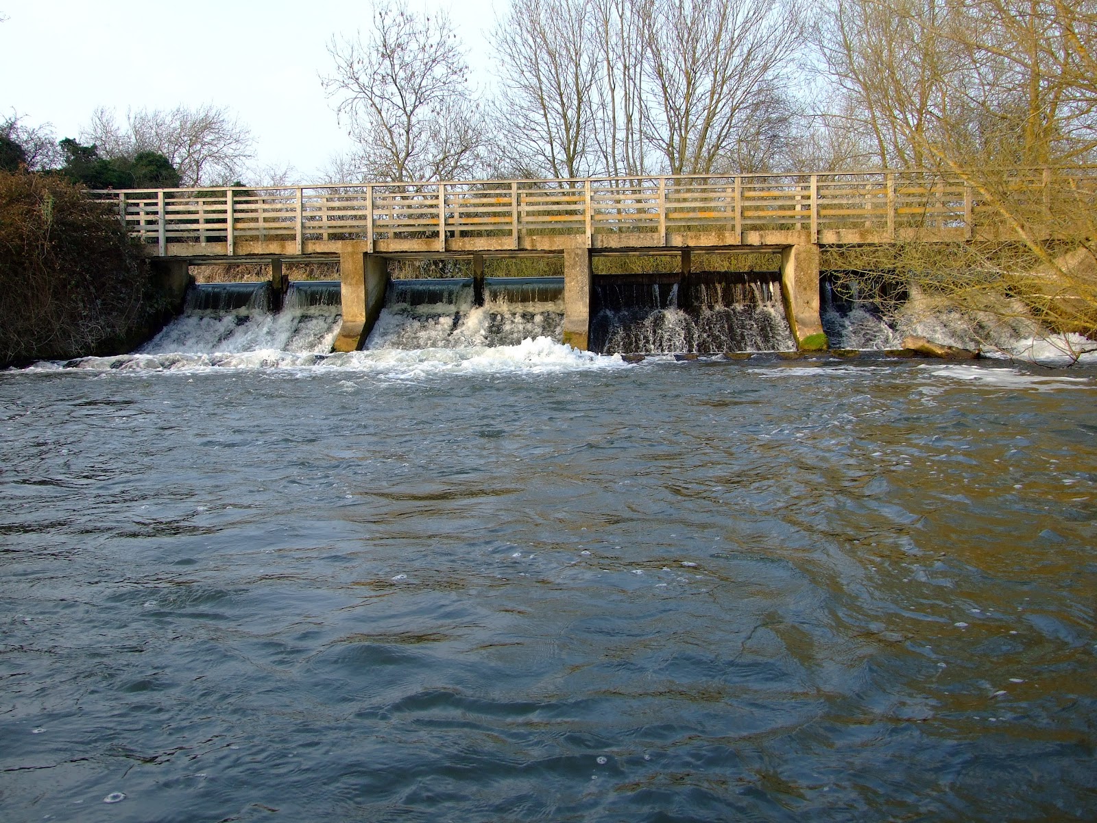 Canoeing and Kayaking on The River Kennet: Volatile riverine levels on ...