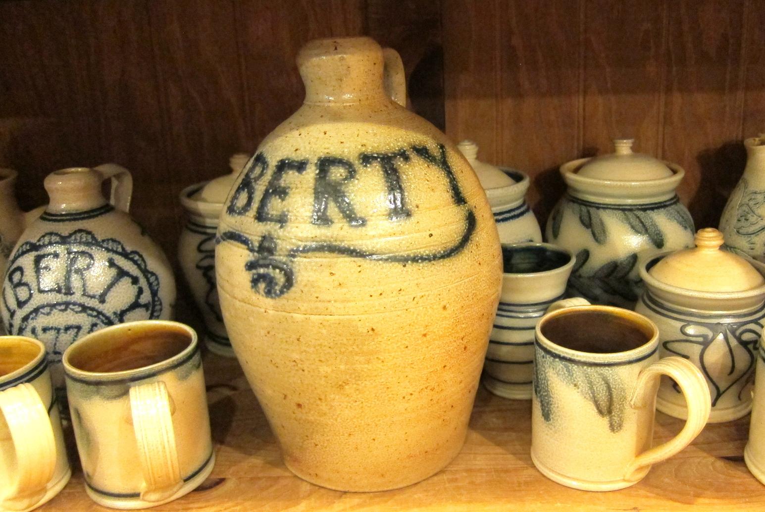 Colonial Quills: COLONIAL POTTERY