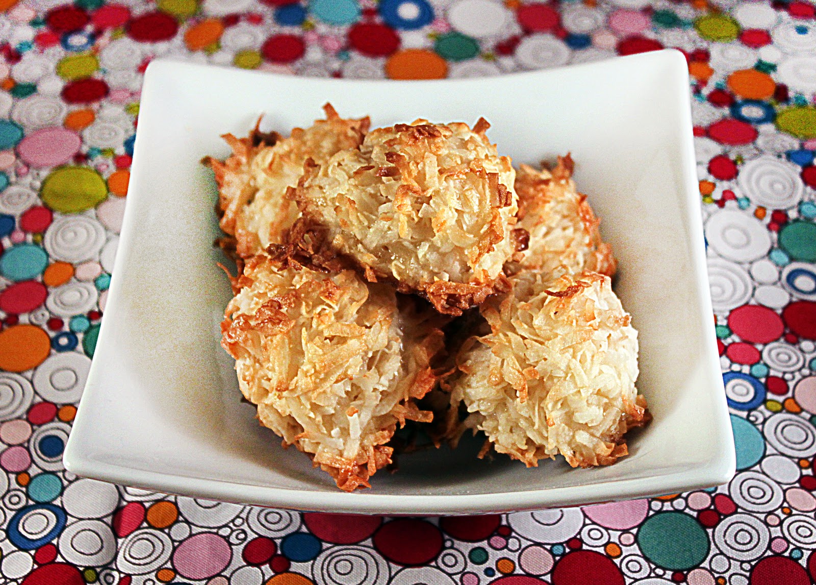 Ingredients of a 20something: Cherry cola cupcakes, coconut macaroons ...