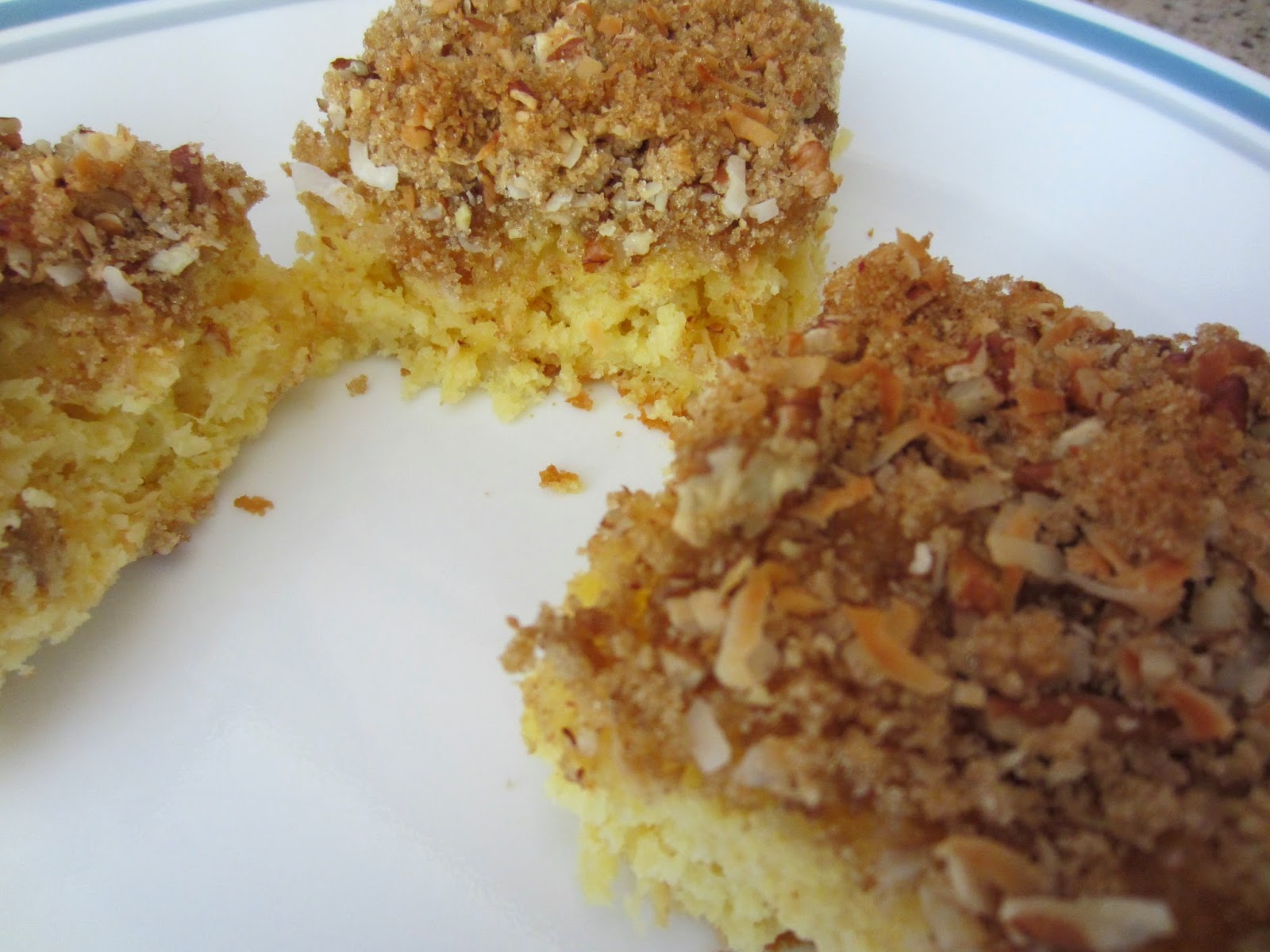 My Patchwork Quilt: PINEAPPLE CRUNCH CAKE