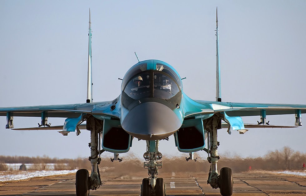 Blog de Aviones de Caza y Ataque: Sukhoi Su-32/34 Fullback