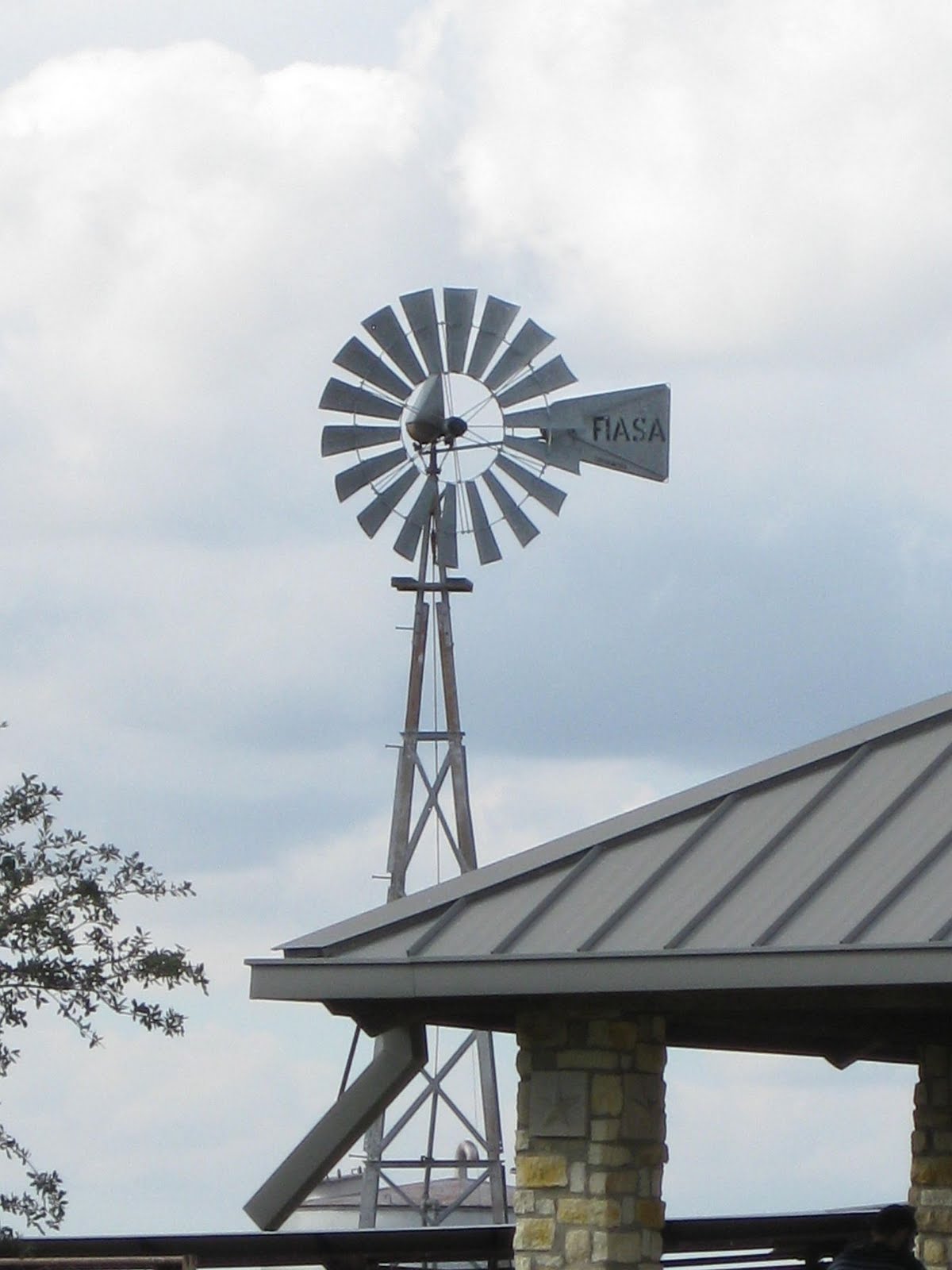 Have Ewe Any Wool?: Christmas in Texas