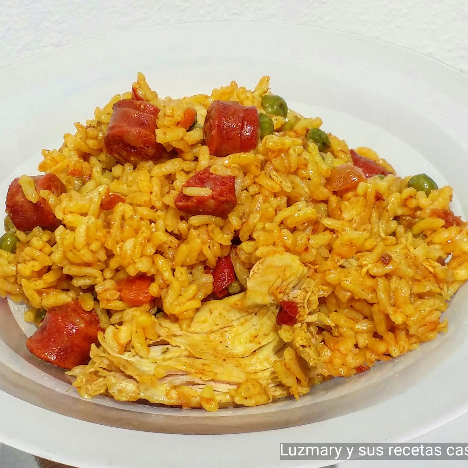 Luzmary Y Sus Recetas Caseras Arroz Amarillo Con Pollo Y Chistorra
