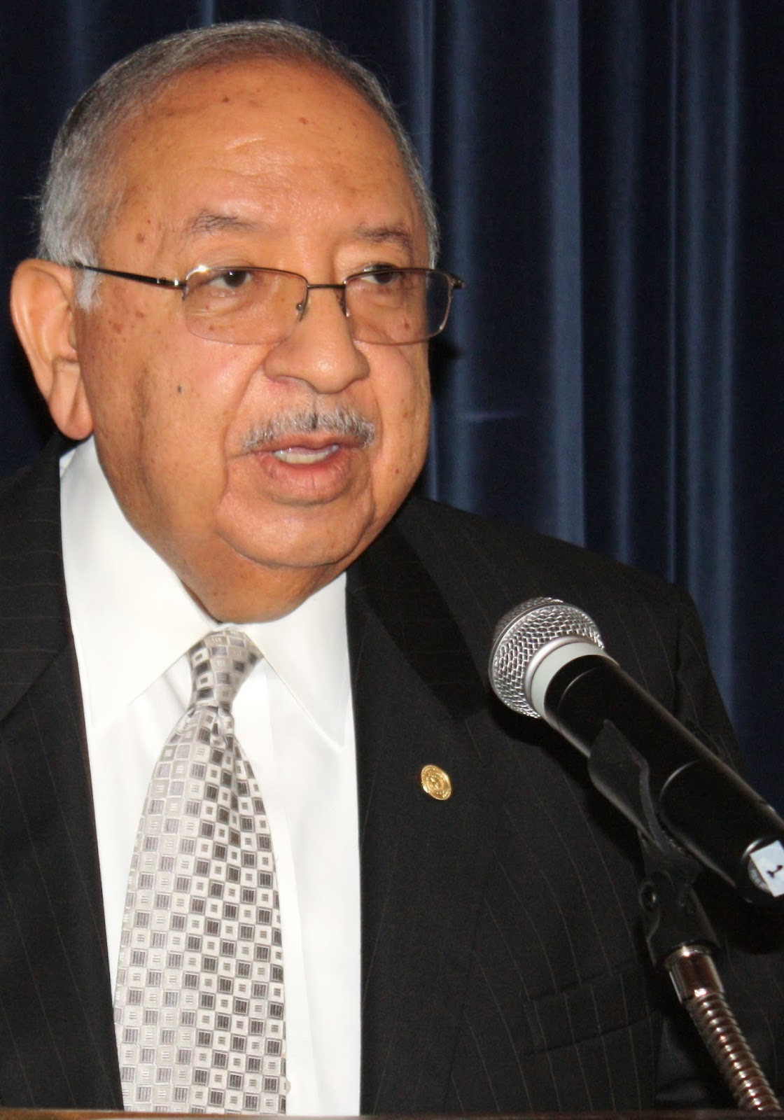 Walker Report - Shedding Light on Bexar County: Candidate John Longoria ...