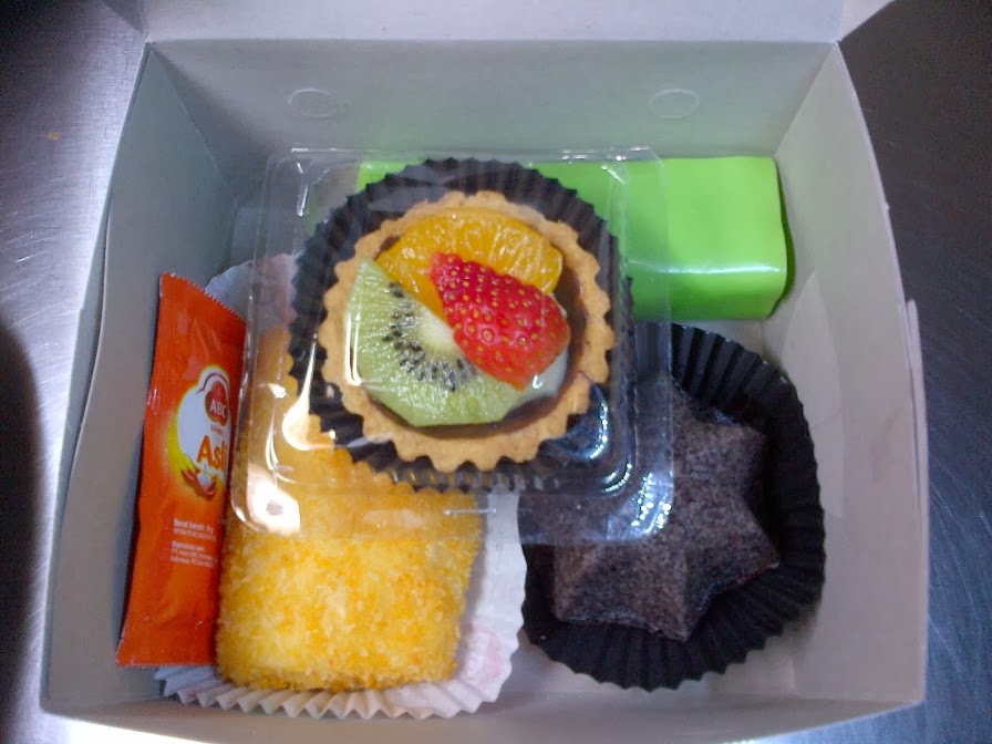 WarungKue.Com: Pesan Aneka Snack dan Snack Box di Bekasi : Chiffon ...