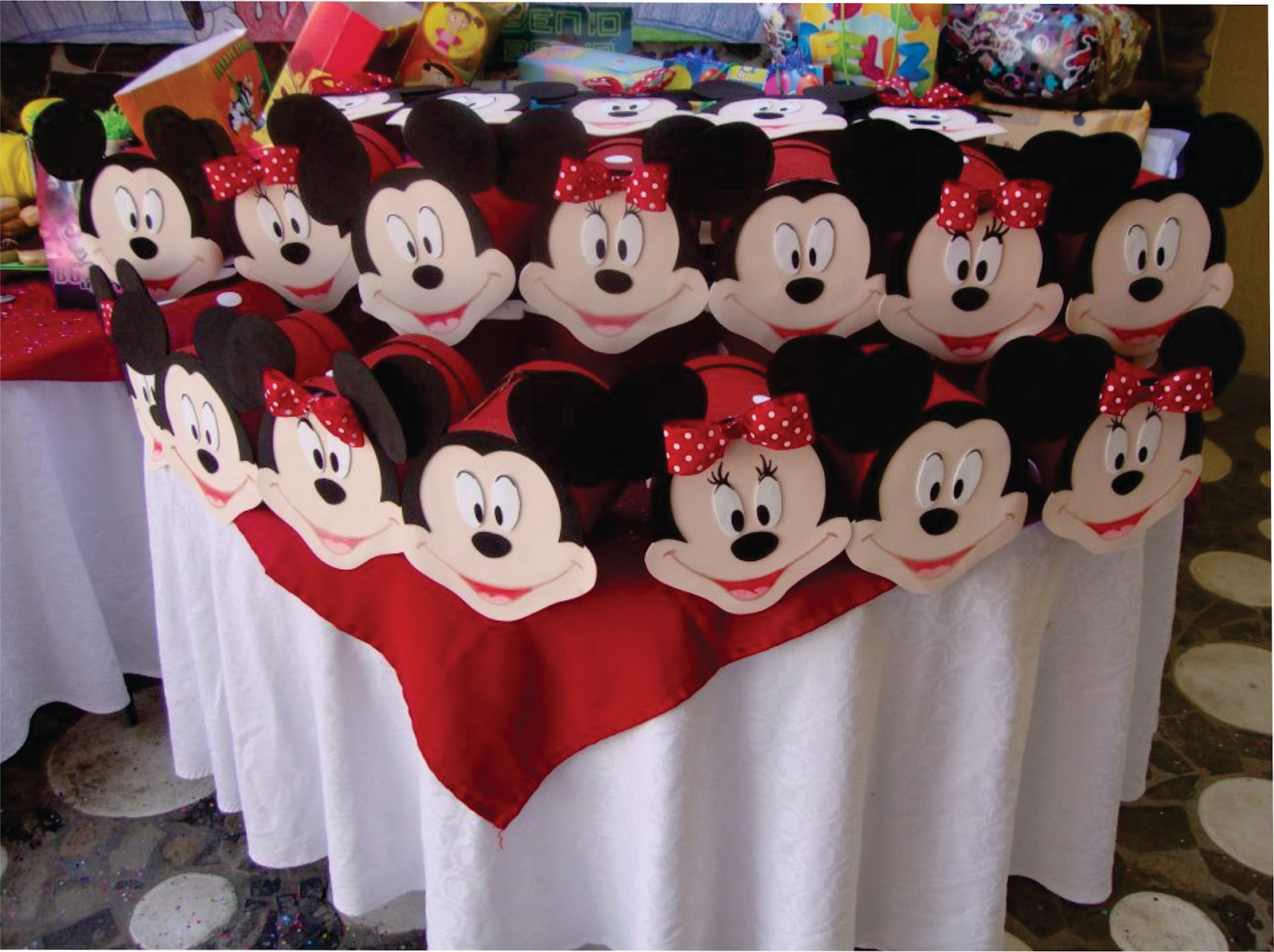 Fiestas infantiles: Tema Mickey Mouse y MInnie