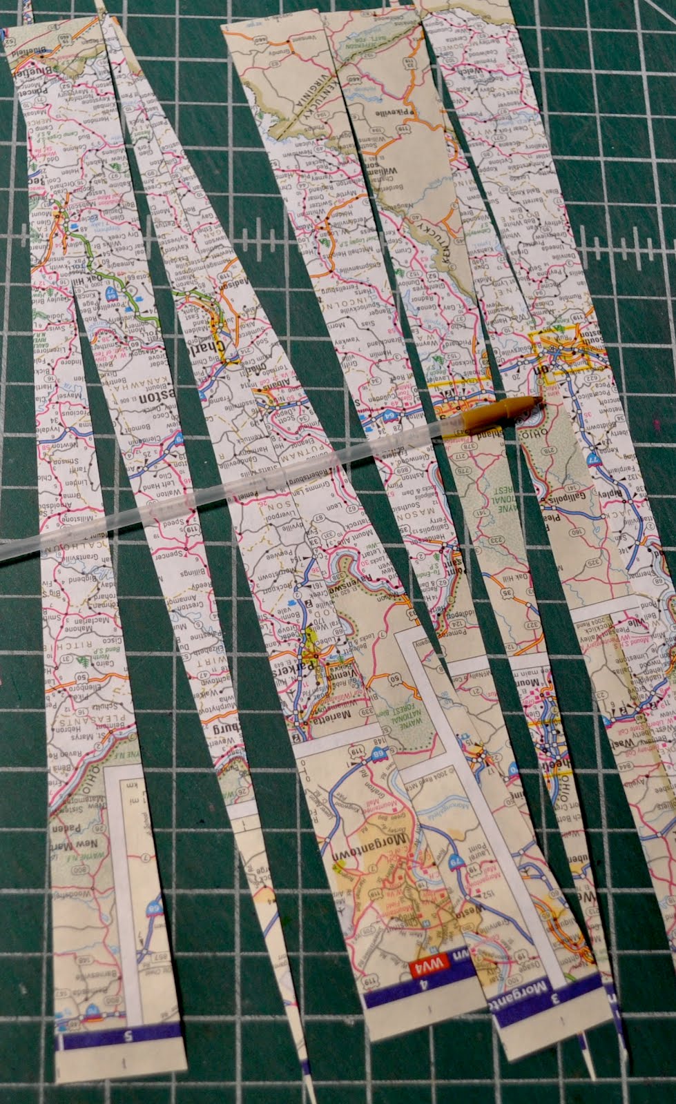 Art with Kids: Paper Map Beads