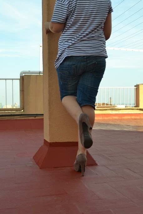 crushandtrampling: Trampling with high heels and jeans