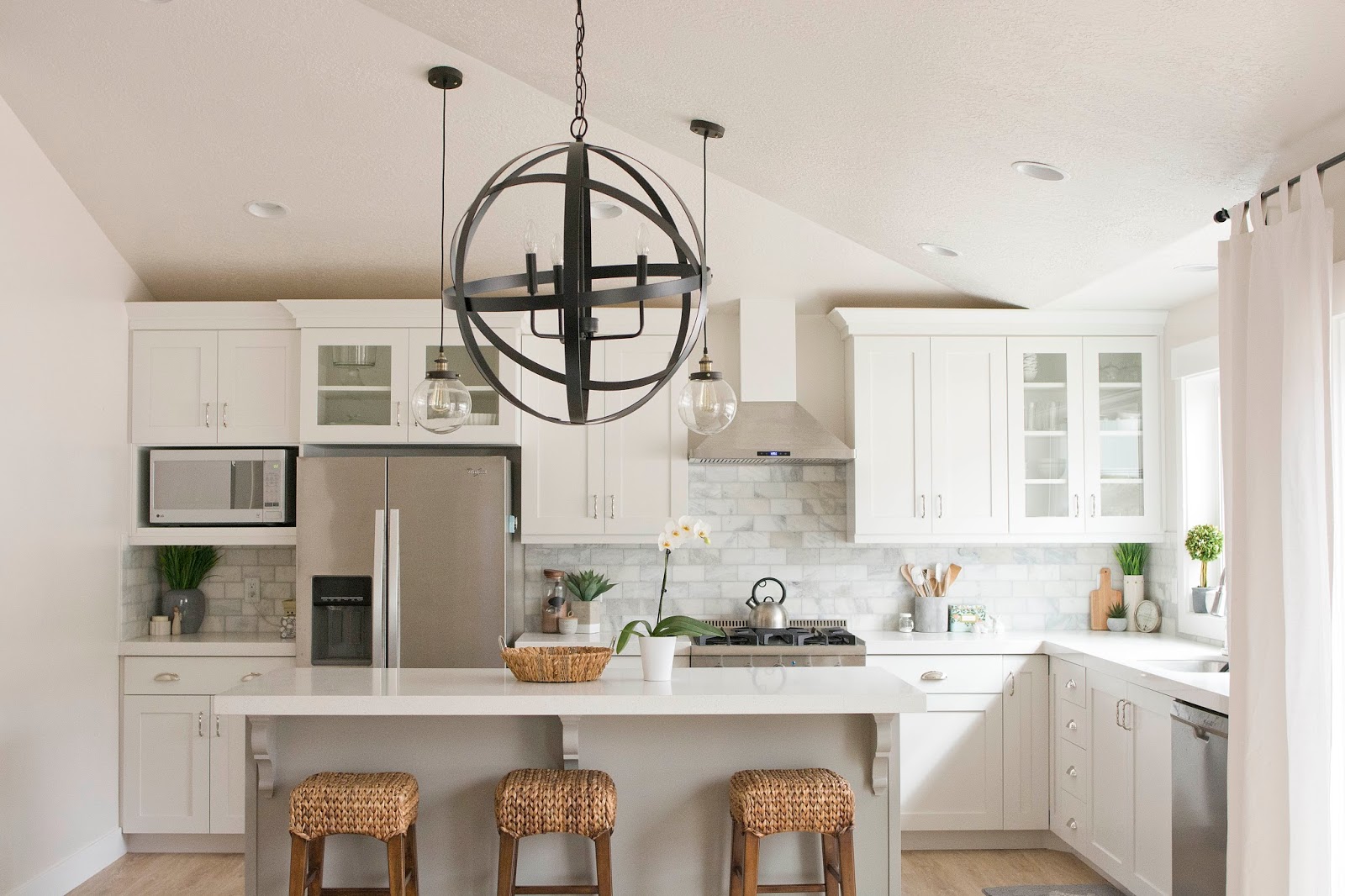 A Few of My Favorite Things: New House: Kitchen and Entry