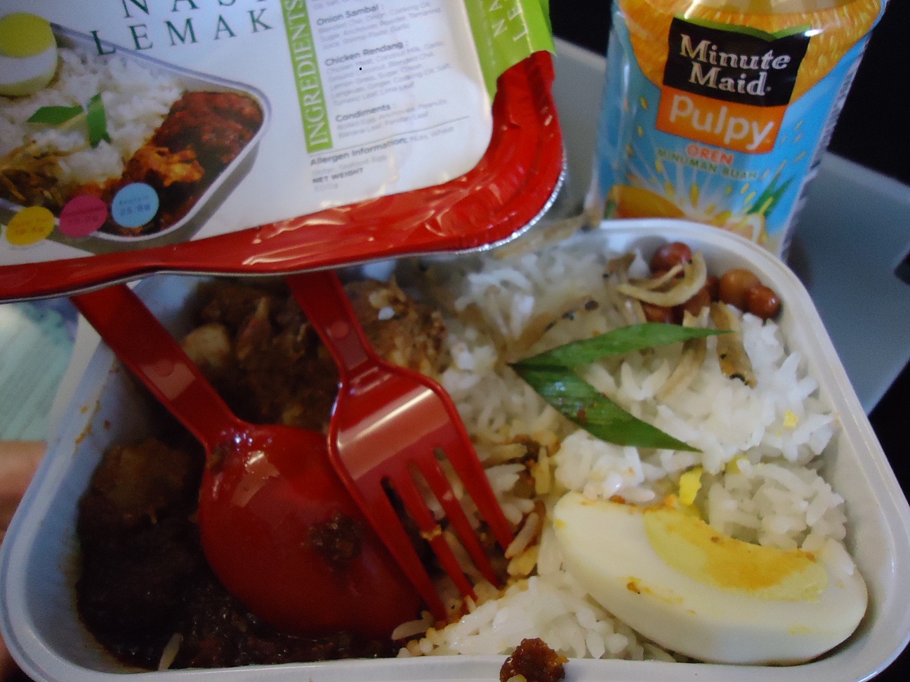 NORZI FOODILICIOUS HOUSE: JALAN-JALAN CARI MAKAN : NASI LEMAK PAK ...