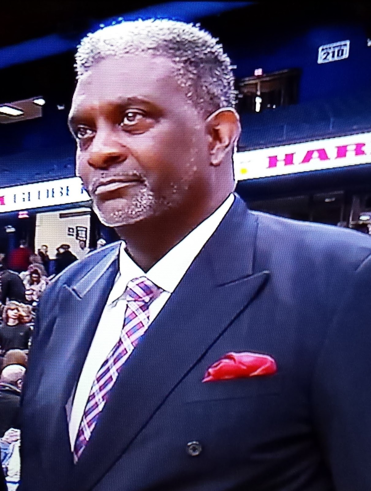 Once A Knight ...: Sweet Lou: From Webster to Globetrotters