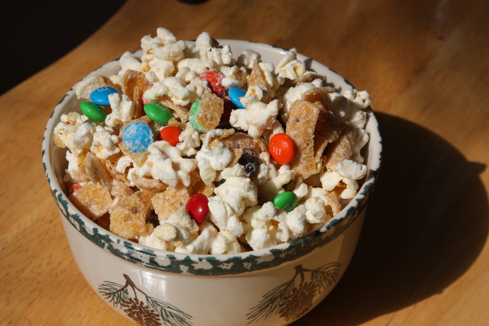 My Recipe Box: White Chocolate Frito Popcorn