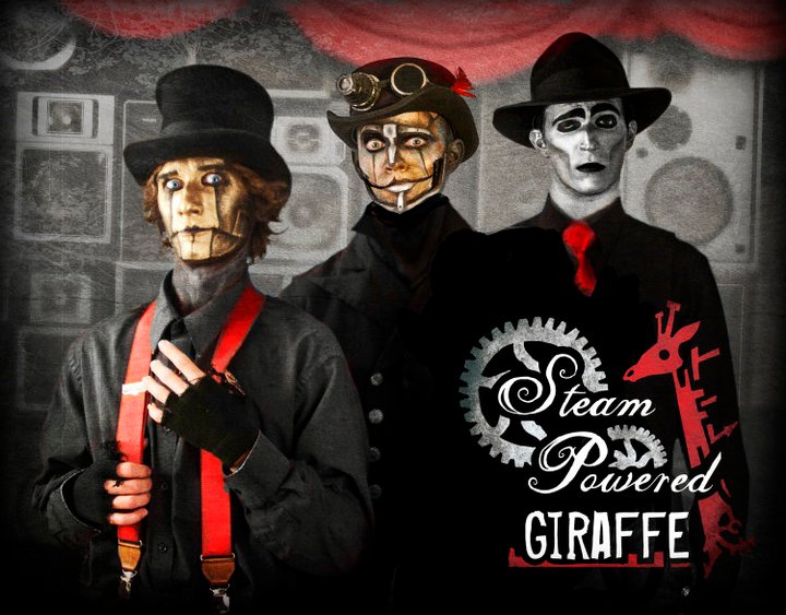 Ginger Mutt Corner: STEAM POWERED GIRAFFE