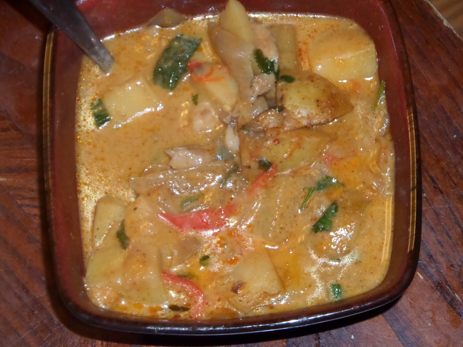 Dirty and Delicious: Massaman Chicken Curry