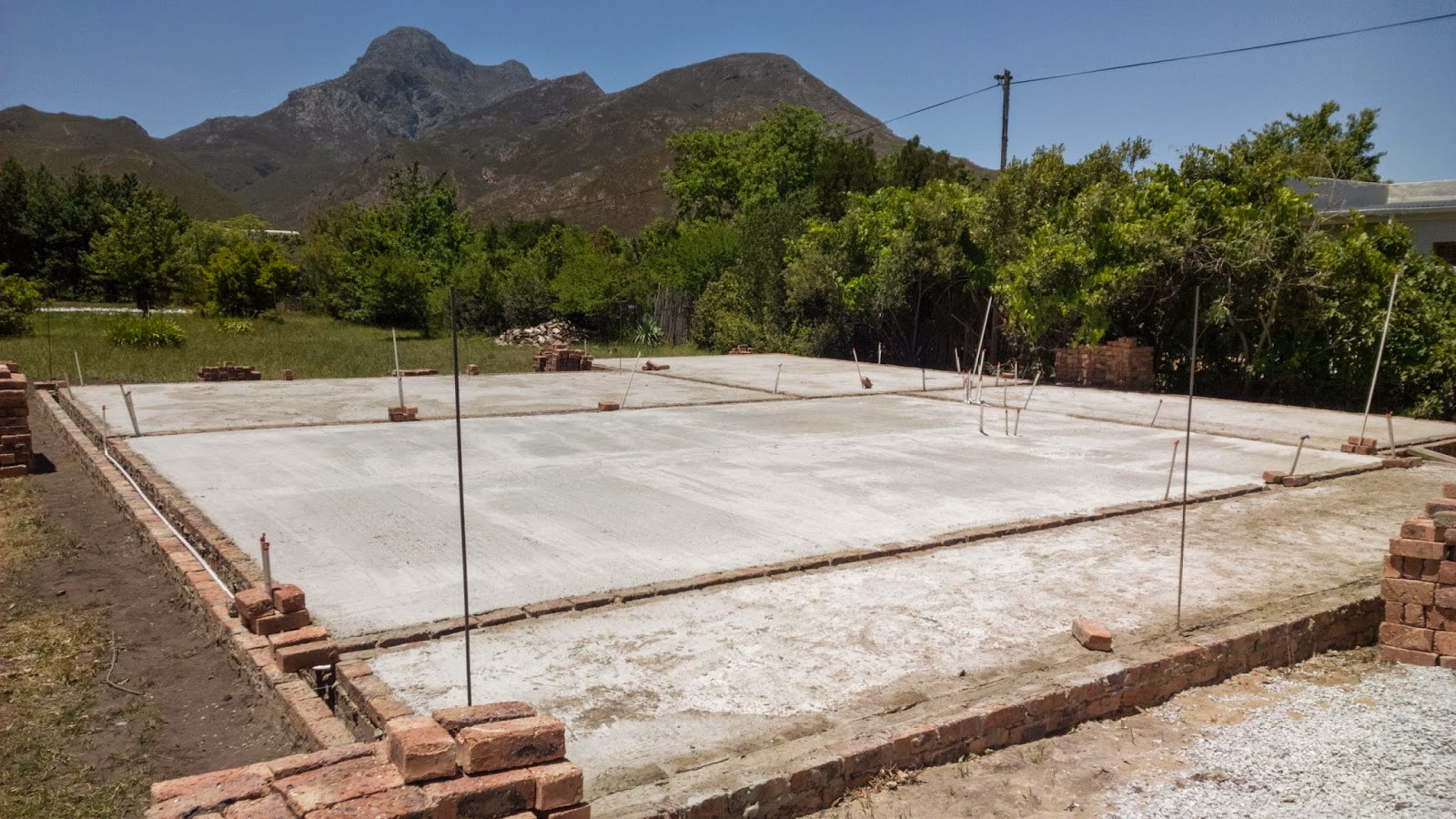 Creating Greyton: Foundations, plinth and slab done